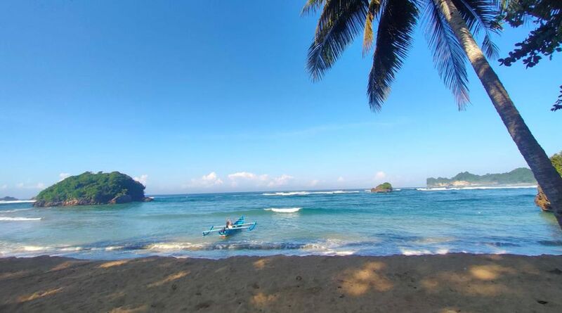 Pantai Kondang Merak Malang 2022, Gambar, Rute, dan Harga Tiket Masuk ...